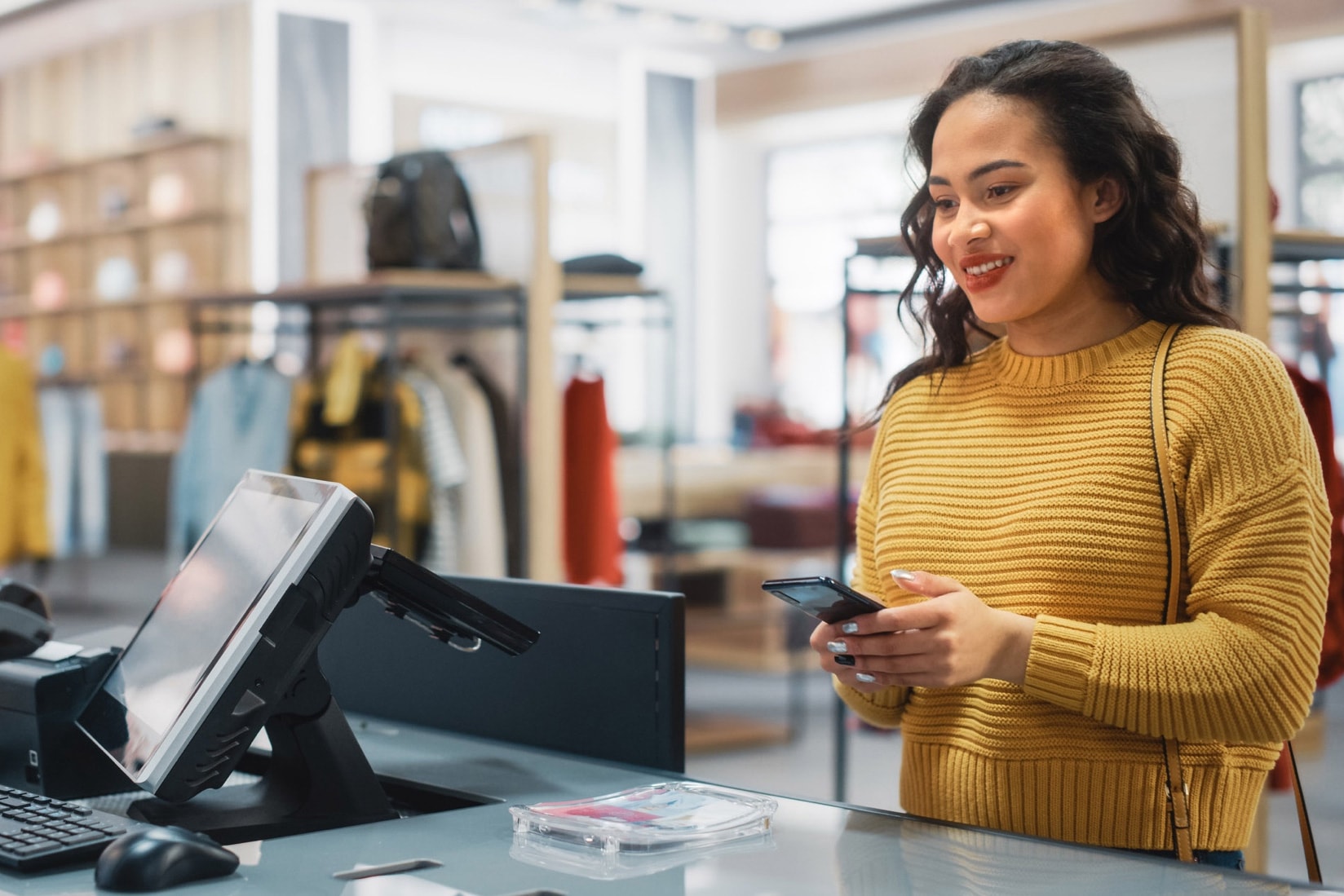 Do Store Credit Cards Build Credit?