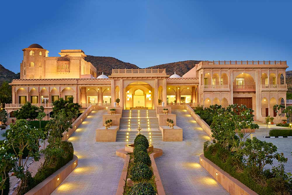 Platinum Reserve Credit Card Benefits | AMEX India