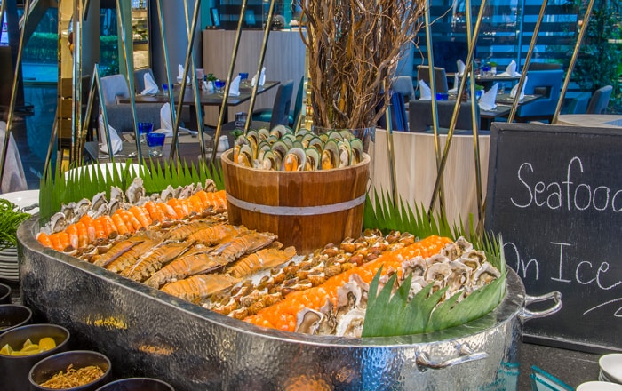 Dining | American Express TH