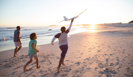 American Express Delta SkyMiles® Gold Benefits Guide | American Express