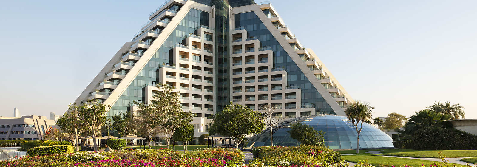 Raffles | American Express Travel CA