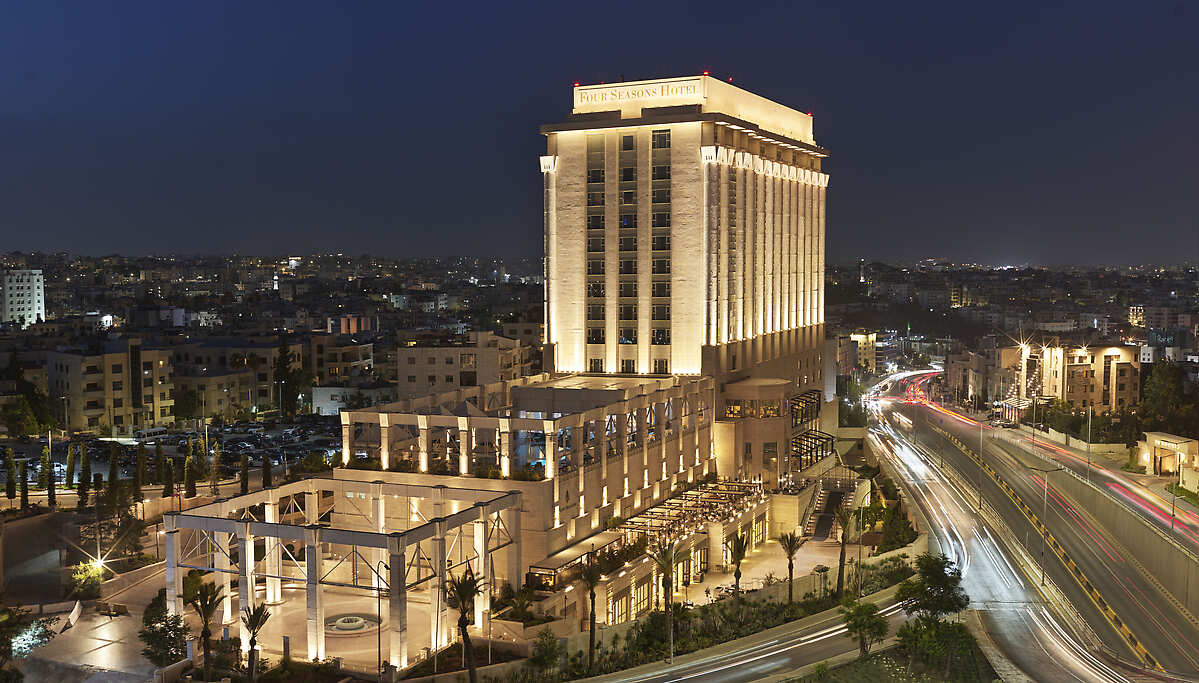 Four Seasons Hotel Amman | Fine Hotels + Resorts | Amex Travel IN