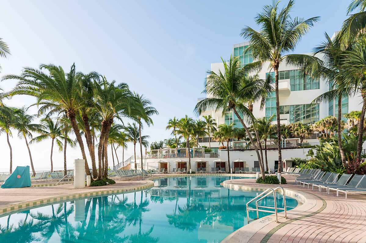 Diplomat Hotel Hollywood Fl Pool