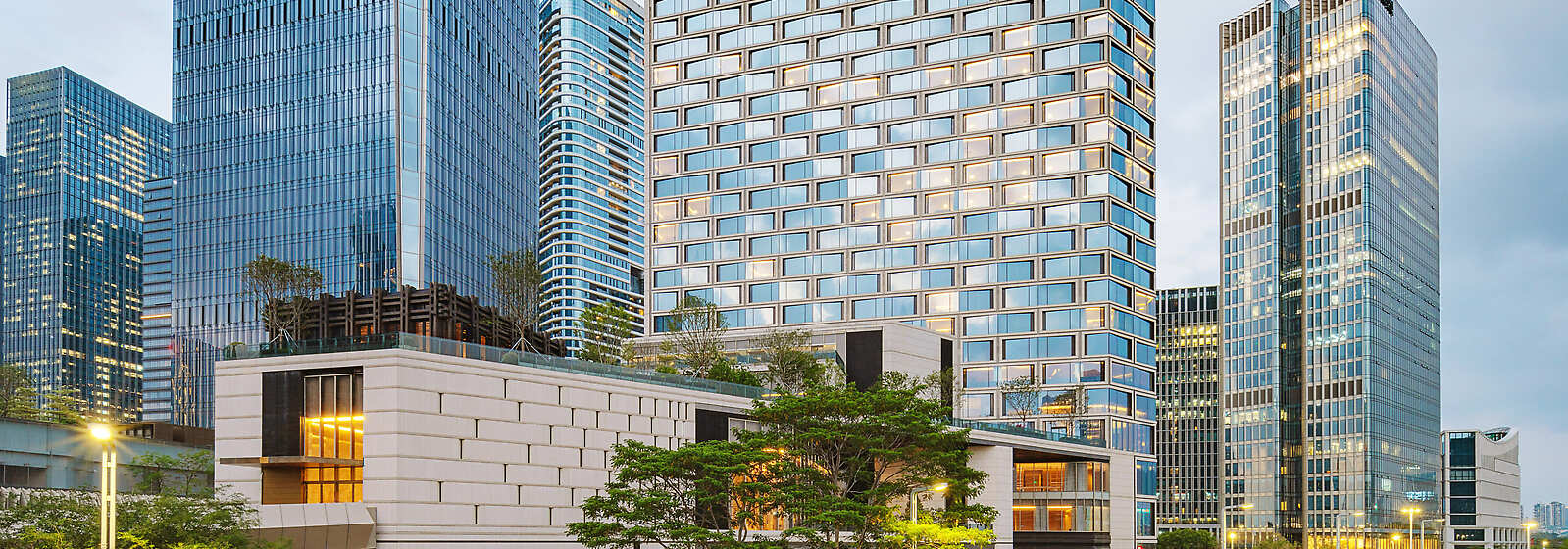 Conrad Hotels & Resorts | American Express Travel FR