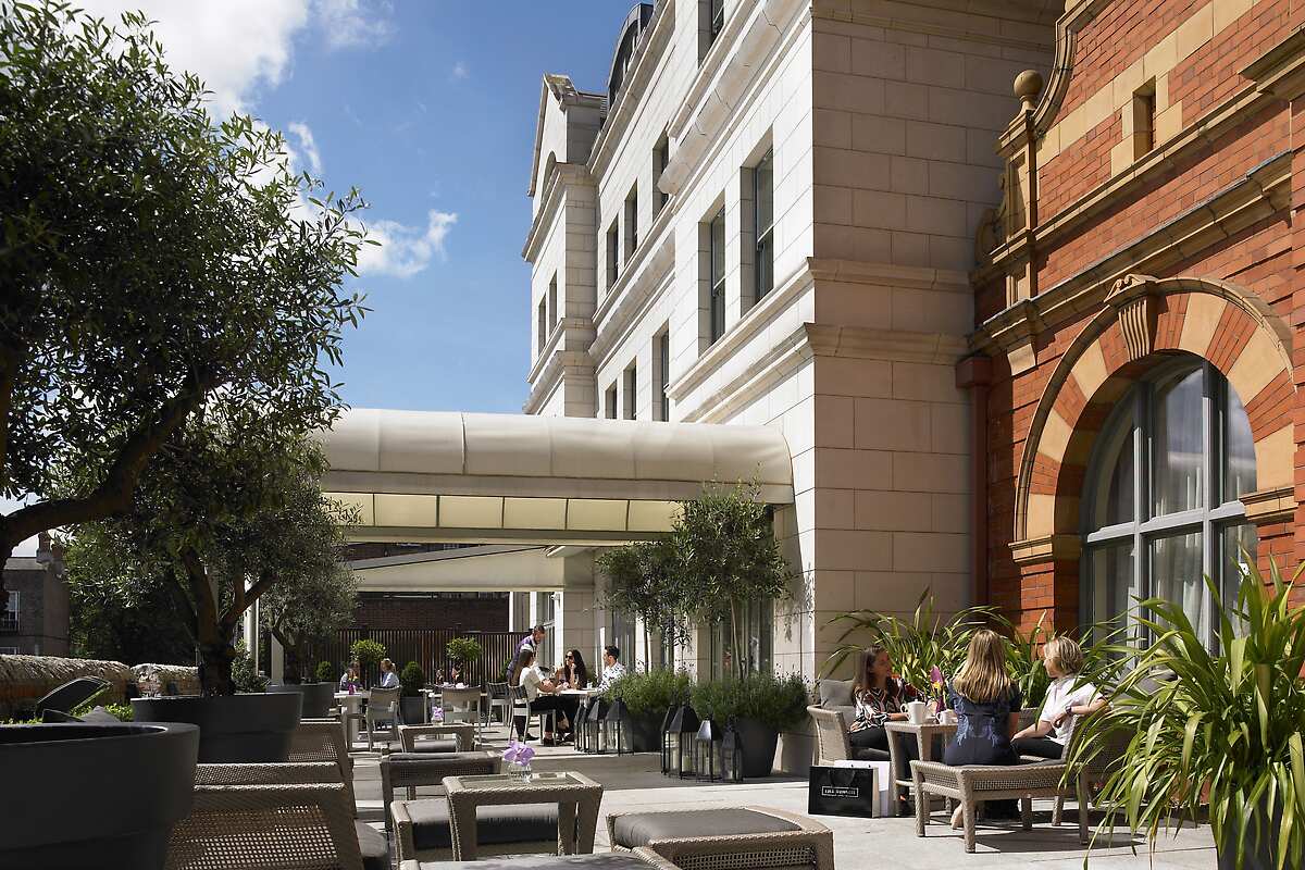 Dylan Hotel Dublin | Fine Hotels + Resorts | Amex Travel CA