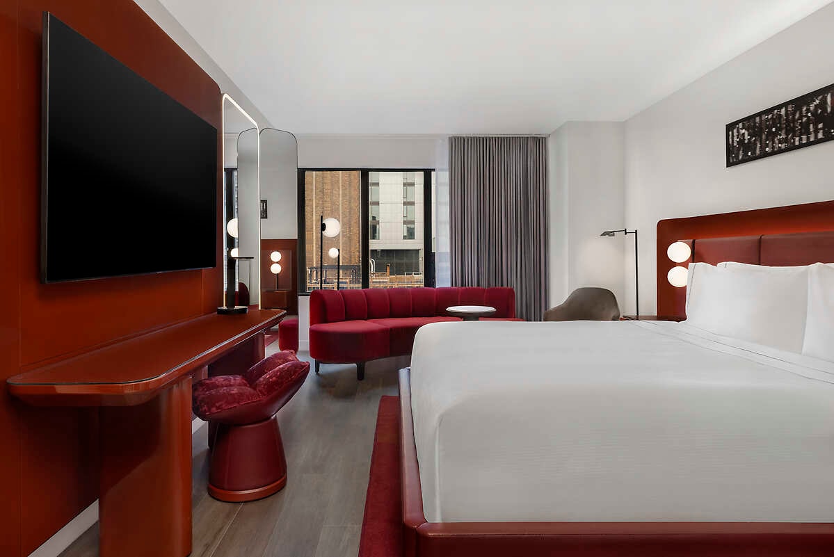 Revery Toronto Downtown, Curio Collection by Hilton | The Hotel ...