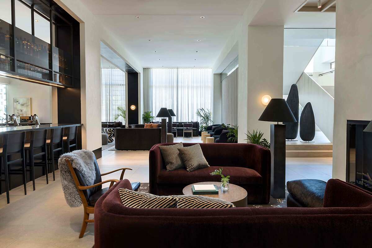 Kimpton Claret Hotel | The Hotel Collection | Amex Travel KR